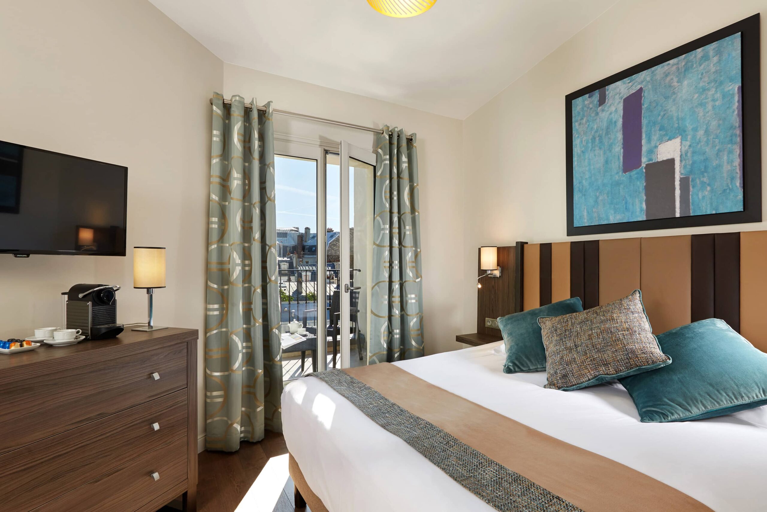 The Regence Etoile 4-star hotel - OFFICIAL SITE – Arc de Triomphe